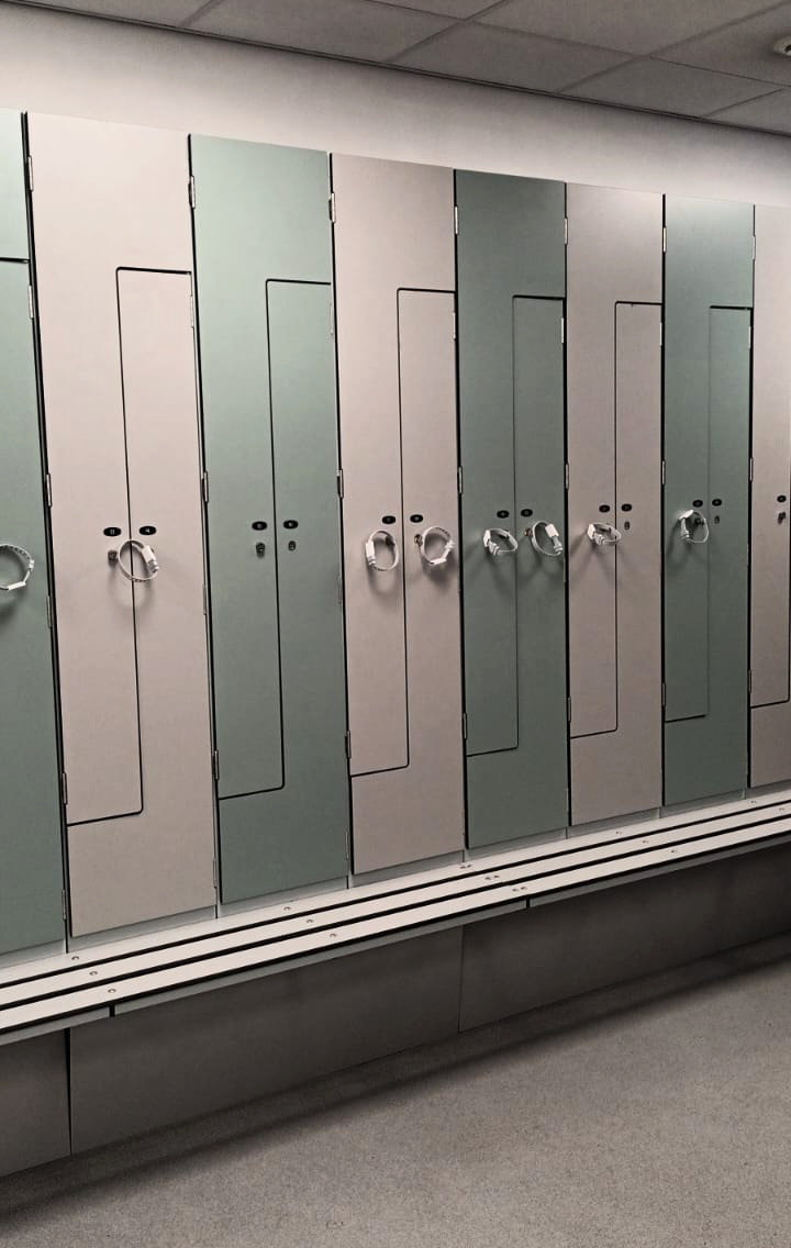 Heated Z Lockers at University of Derby - Helmsman