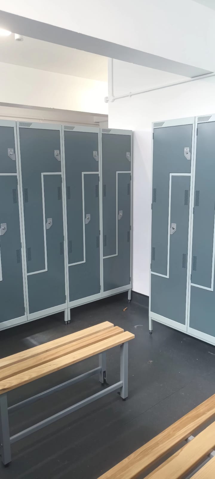 Z Lockers at Norther Rail in Manchester - Helmsman