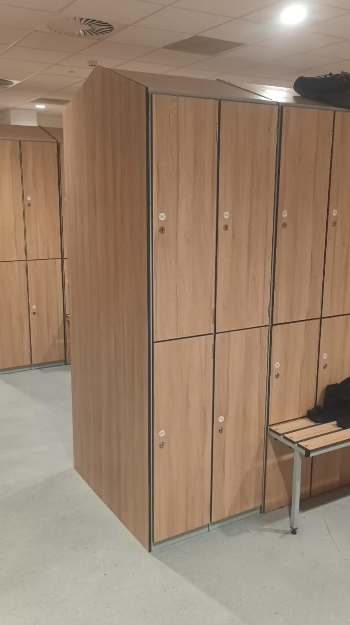 Bespoke Laminate Lockers at Bombardier Services UK Ltd - Helmsman