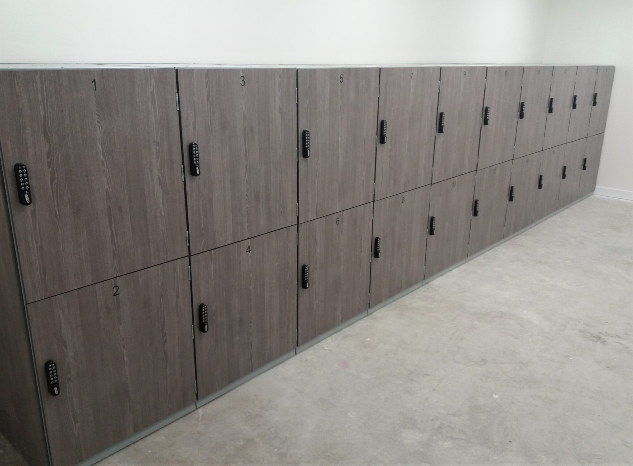 Are Luggage Lockers Safe? - Helmsman